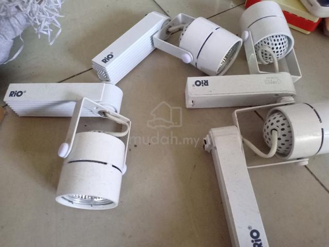 RIO Track Light Spot Light - Furniture & Decoration for sale in Sungai ...