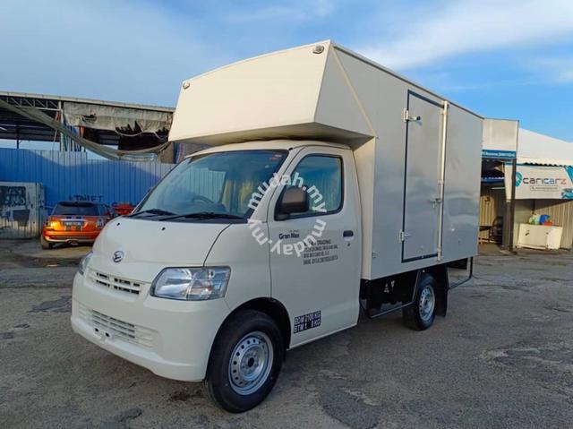 Lorry Lori NEW Daihatsu Granmax Pick-up Luton BOX - Commercial Vehicle ...