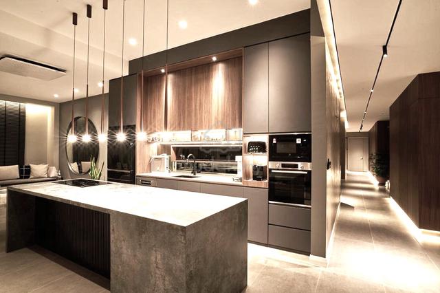 Condominium for Sale, 3 Bedroom, 3778 sq.ft, The Capsquare Residences ...