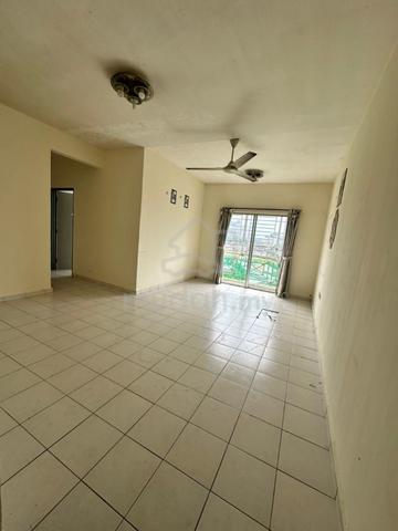 Condominium for Rent, 3 Bedroom, 1000 sq.ft, Scott Towers @ Larkin JB ...