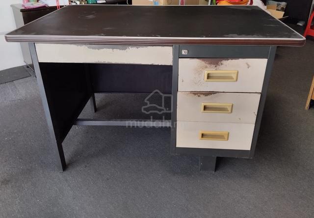 Metal Study Table - Furniture & Decoration for sale in Subang Jaya ...