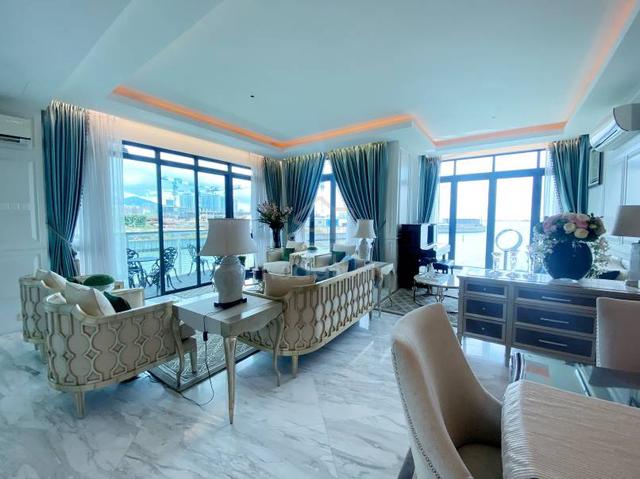 Condominium for Sale, 4 Bedroom, 2700 sq.ft, The Light Collection II ...