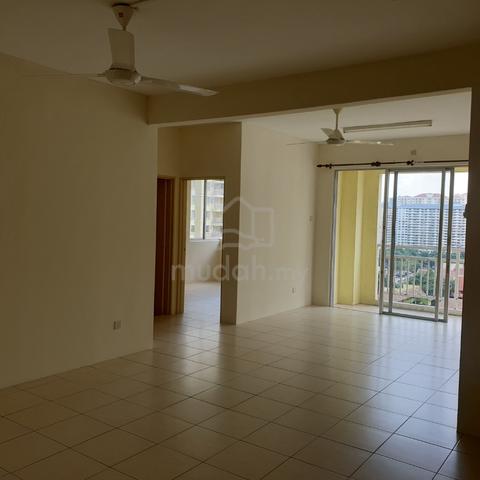 Condominium for Rent, 3 Bedroom, 1200 sq.ft, PV 10 Platinum Lake ...