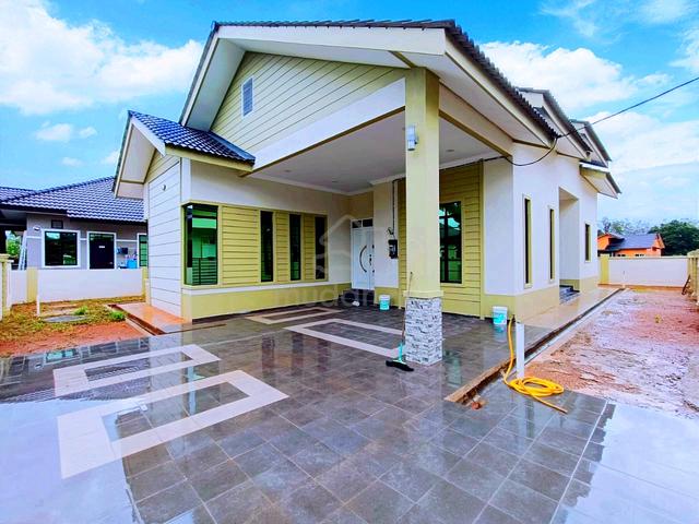 Bungalow House for Sale, 4 Bedroom, 1705 sq.ft, Marang, Terengganu ...