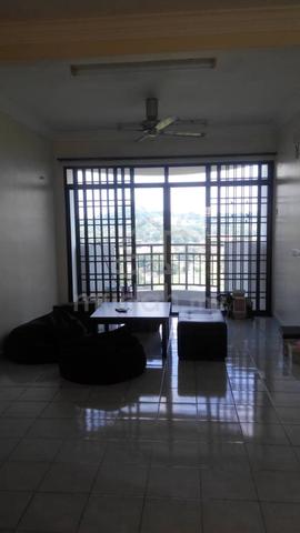 Condominium for Sale, 3 Bedroom, 1050 sq.ft, Vistaria Condominium ...