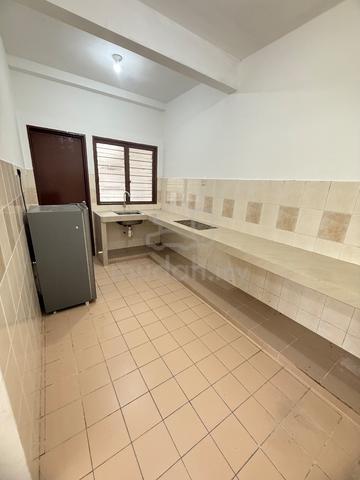 Apartment for Rent, 3 Bedroom, 817 sq.ft, Apartment Komuter Raya, Shah Alam, Selangor | Mudah.my