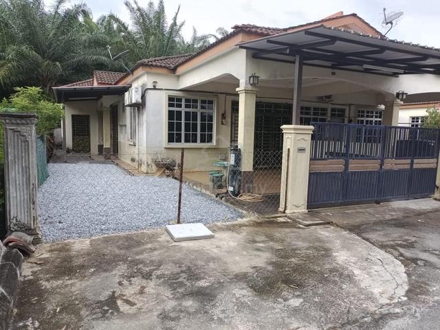 Semi-Detached House for Sale, 3 Bedroom, 2476 sq.ft, Parit Buntar ...