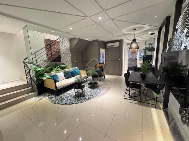 3-storey Terraced House for Sale, 4 Bedroom, 2800 sq.ft, Sepang ...
