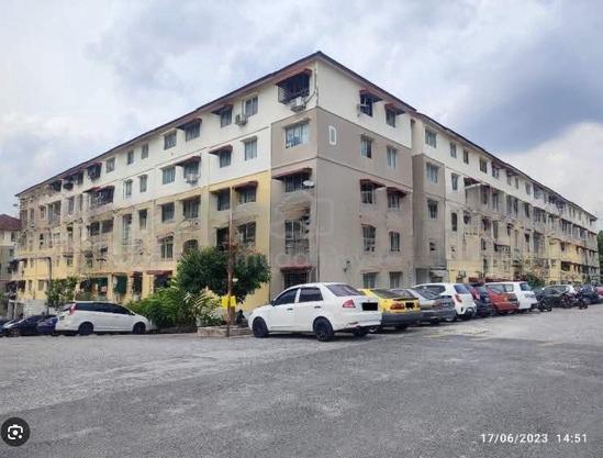 Apartment for Sale, 3 Bedroom, 650 sq.ft, Kemuning Apartment (Taman ...
