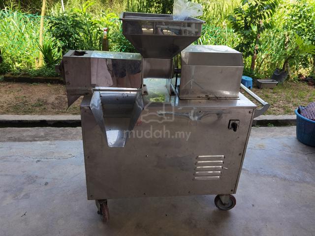 mesin perah kelapa - Home Appliances & Kitchen for sale in Machang ...