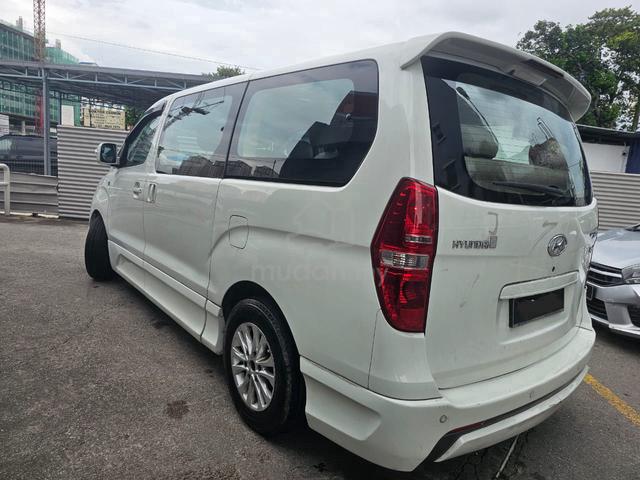 2013 Hyundai GRAND STAREX 2.5 CRDi VGT 11 SEATER - Cars for sale in ...