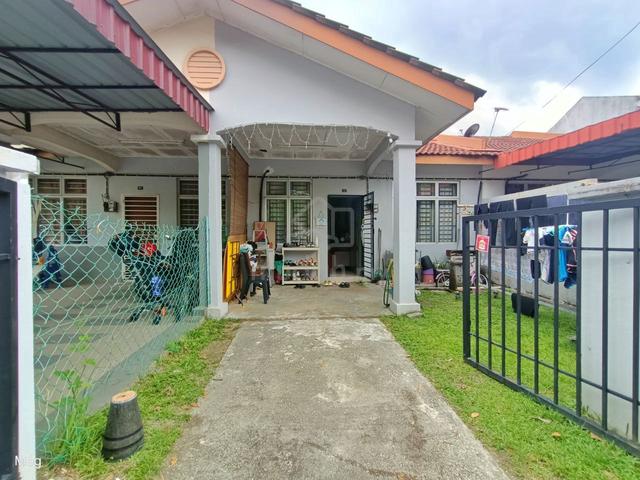 1-storey Terraced House for Sale, 4 Bedroom, 1400 sq.ft, Seri Kembangan ...