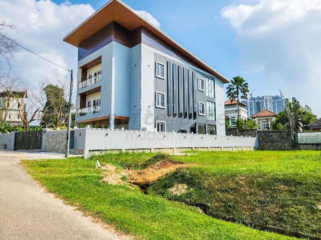 Modern Design Bungalow Country Heights Kajang with Swimming Pool ...