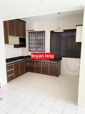 Condominium for Sale, 3 Bedroom, 700 sq.ft, Vista Condominium, Relau ...