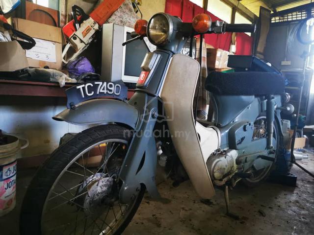 Honda c70 1977 meter batu - Motorcycles for sale in Besut, Terengganu