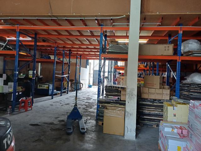 Warehouse / Factory for Rent, 14000 sq.ft, Balakong, Selangor | Mudah.my