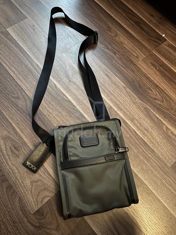 TUMI Alpha Pocket Bag Small - Bags & Wallets for sale in Wangsa Maju, Kuala Lumpur