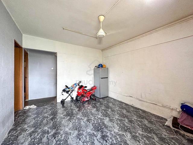 Apartment for Sale, 2 Bedroom, 581 sq.ft, Miharja Apartment (LRT Maluri ...