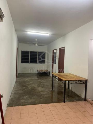 Flat for Rent, 3 Bedroom, 650 sq.ft, Rumah Pangsa Impian, Bandar ...