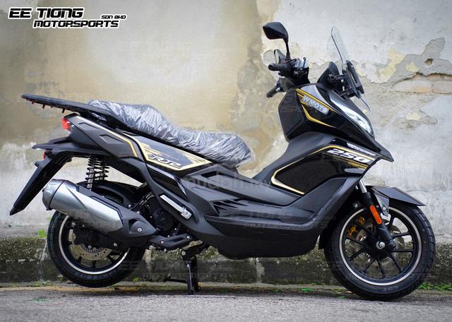 WMOTO RT2 250 OFFER New Scooter BARU TCS ABS TFT - Motorcycles for sale ...