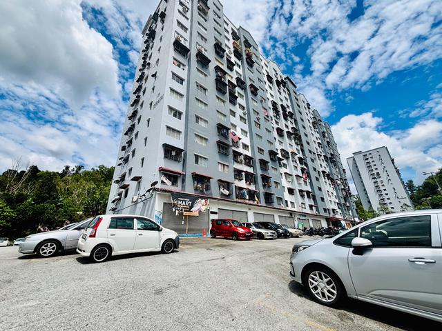 Flat for Sale, 3 Bedroom, 650 sq.ft, PPR Selayang Mulia, Selayang ...