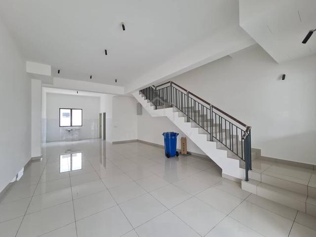 2-storey Terraced House for Sale, 3 Bedroom, 1664 sq.ft, Telok Panglima ...