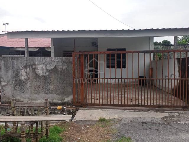 Terraced House for Sale, 4 Bedroom, 900 sq.ft, Behrang Stesen, Perak ...