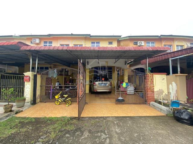 2-storey Terraced House for Sale, 4 Bedroom, 1804 sq.ft, Merlimau ...