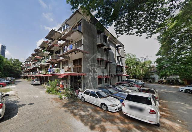 Apartment for Rent, 5 Bedroom, 900 sq.ft, United Garden (Taman Lee Yan ...