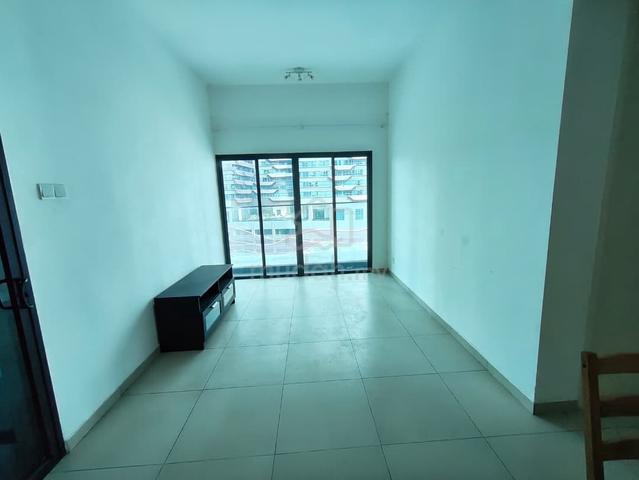 Service Residence for Sale, 2 Bedroom, 896 sq.ft, Reizz Residence ...