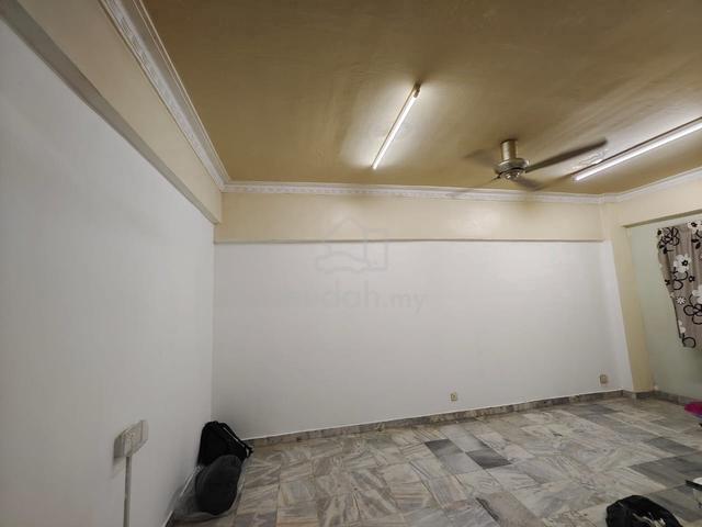 Apartment for Sale, 3 Bedroom, 752 sq.ft, Pangsapuri Sri Pelangi, Shah ...