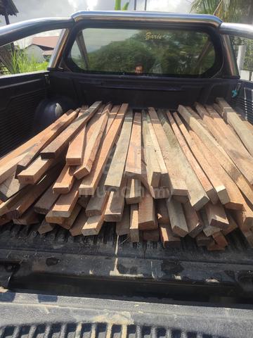 Kayu 1x2 panjang 4kaki 5855 min 500btg - Others for sale in Others, Johor