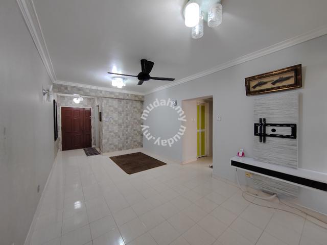 Condominium for Sale, 3 Bedroom, 955 sq.ft, Paradesa Rustica, Sri ...