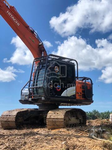 Used Excavator Hitachi Zaxis 130-5G /138-5G - Commercial Vehicle ...