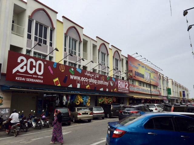 Shop lot for Sale, 1400 sq.ft, Tanah Merah, Kelantan | Mudah.my