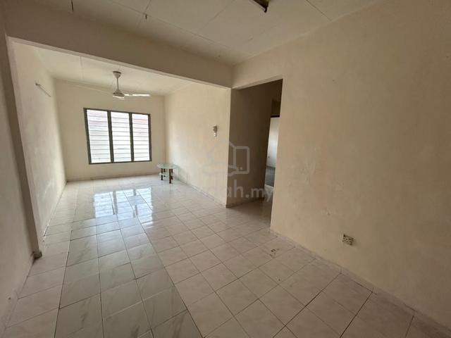 Flat for Sale, 3 Bedroom, 657 sq.ft, Rumah Pangsa Permas Jaya, Permas ...
