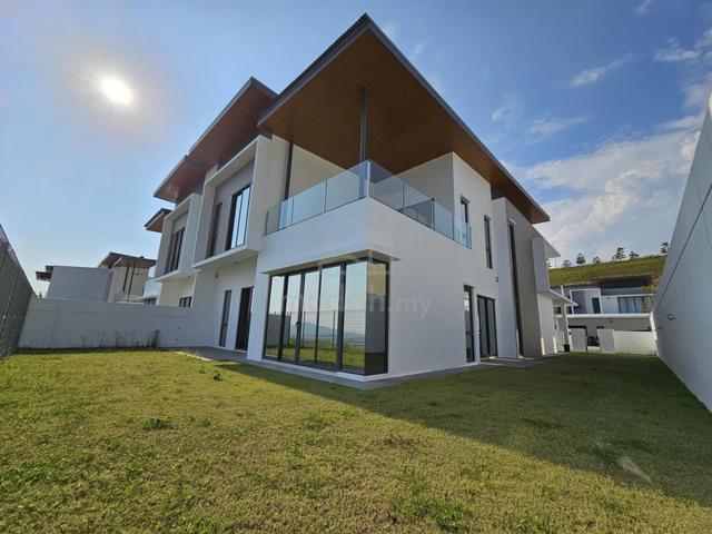 Semi-Detached House for Sale, 5 Bedroom, 4500 sq.ft, Bandar Sri ...