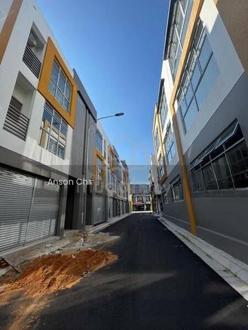 Shop lot for Sale, 5636 sq.ft, Johor Bahru, Johor 112017091 | Mudah.my