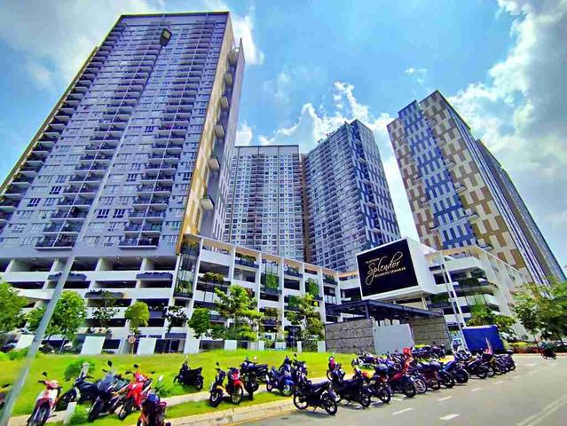 Condominium for Auction, 3 Bedroom, 1066 sq.ft, Platinum Splendor ...