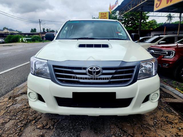 Toyota HILUX 2.5(M) VIGO VNT FACELIFT 4X4 pickups - Cars for sale in ...