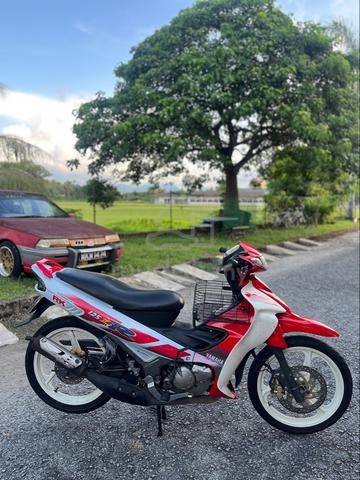 125z 2005 reg 2006 - Motorcycles for sale in Pasir Puteh, Kelantan