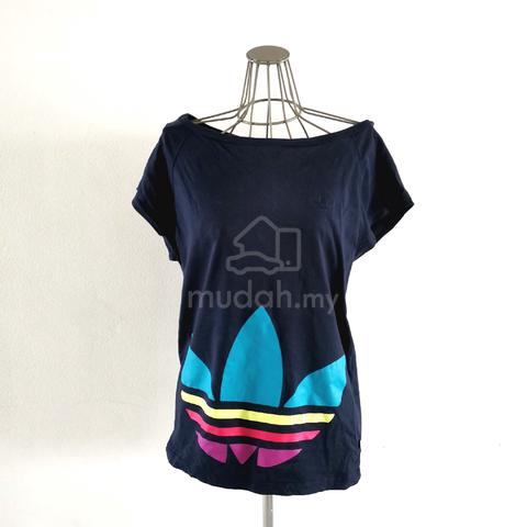 Adidas Big Multicolour Logo Printed Wide Shoulder - Clothes for sale in ...
