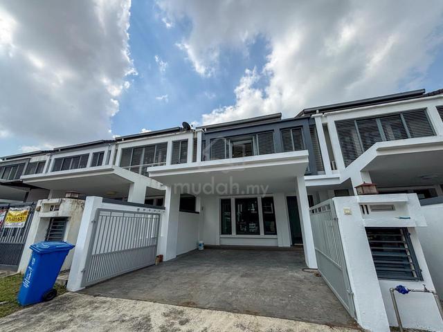 2-storey Terraced House for Sale, 4 Bedroom, 2200 sq.ft, Shah Alam ...