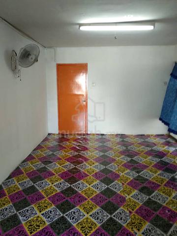 Flat for Rent, 3 Bedroom, 800 sq.ft, Taman Pelangi (Perai), Perai ...