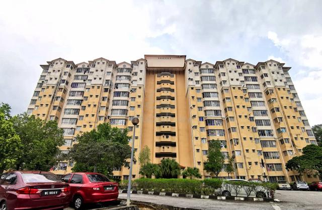 Apartment for Sale, 3 Bedroom, 872 sq.ft, Merak Apartment (Puchong ...