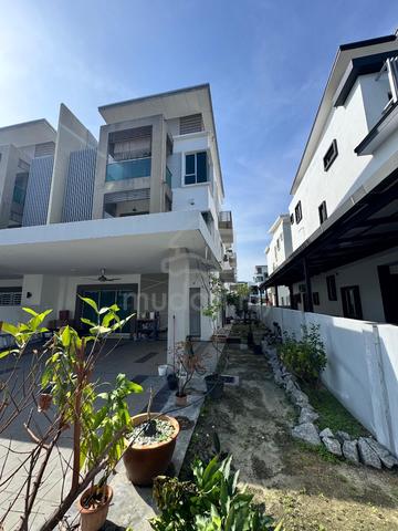 Semi-Detached House for Sale, 5 Bedroom, 2450 sq.ft, Ipoh, Perak ...