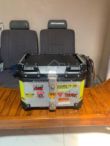 Box NJX - Motorcycle Accessories & Parts for sale in Simpang Renggam, Johor