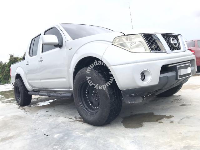 Nissan NAVARA 2.5 SE 4WD(M)LEATHER SEAT/17"SSR RIM - Cars for sale in ...