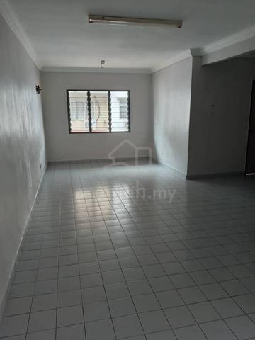 Flat for Sale, 3 Bedroom, 850 sq.ft, Rumah Pangsa Permas Jaya, Permas ...