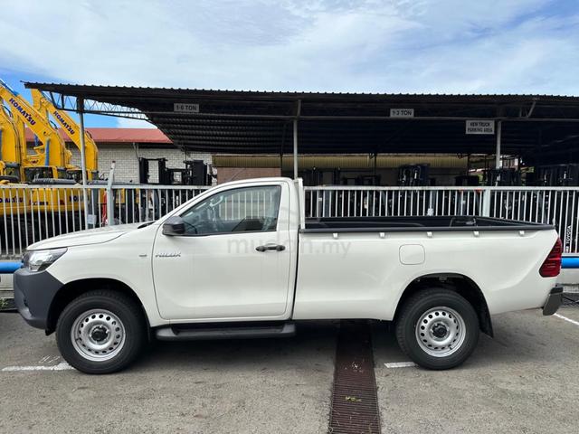 Toyota HILUX SINGLE CAB 2.4MT ADA STOCK - Cars for sale in Kota ...